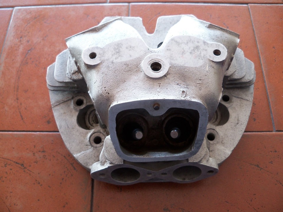 4458 - NORTON ATLAS 750 CYLINDER HEAD PRE 1966 - SUITS SPIGOTTED BARREL ...