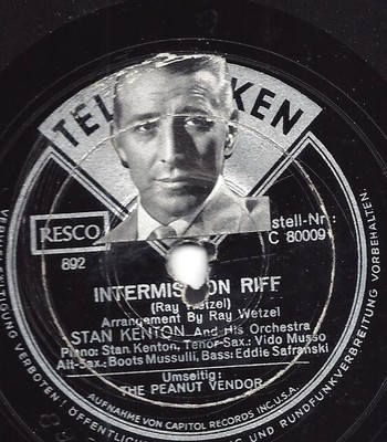 Stan Kenton Orchester mit Vido Musso : Intermission Riff ( Ray Wetzel ...