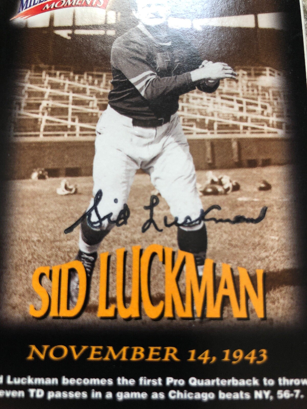 Sid Luckman AUTOGRAPHED 1997 Fleer Football Greats Hall of Fame Chicago ...