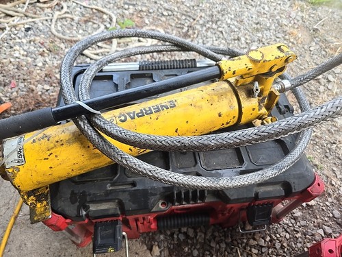 Nice Working Enerpac P80, Hydraulic Hand Pump, 10,000PSI 700 BAR W ...