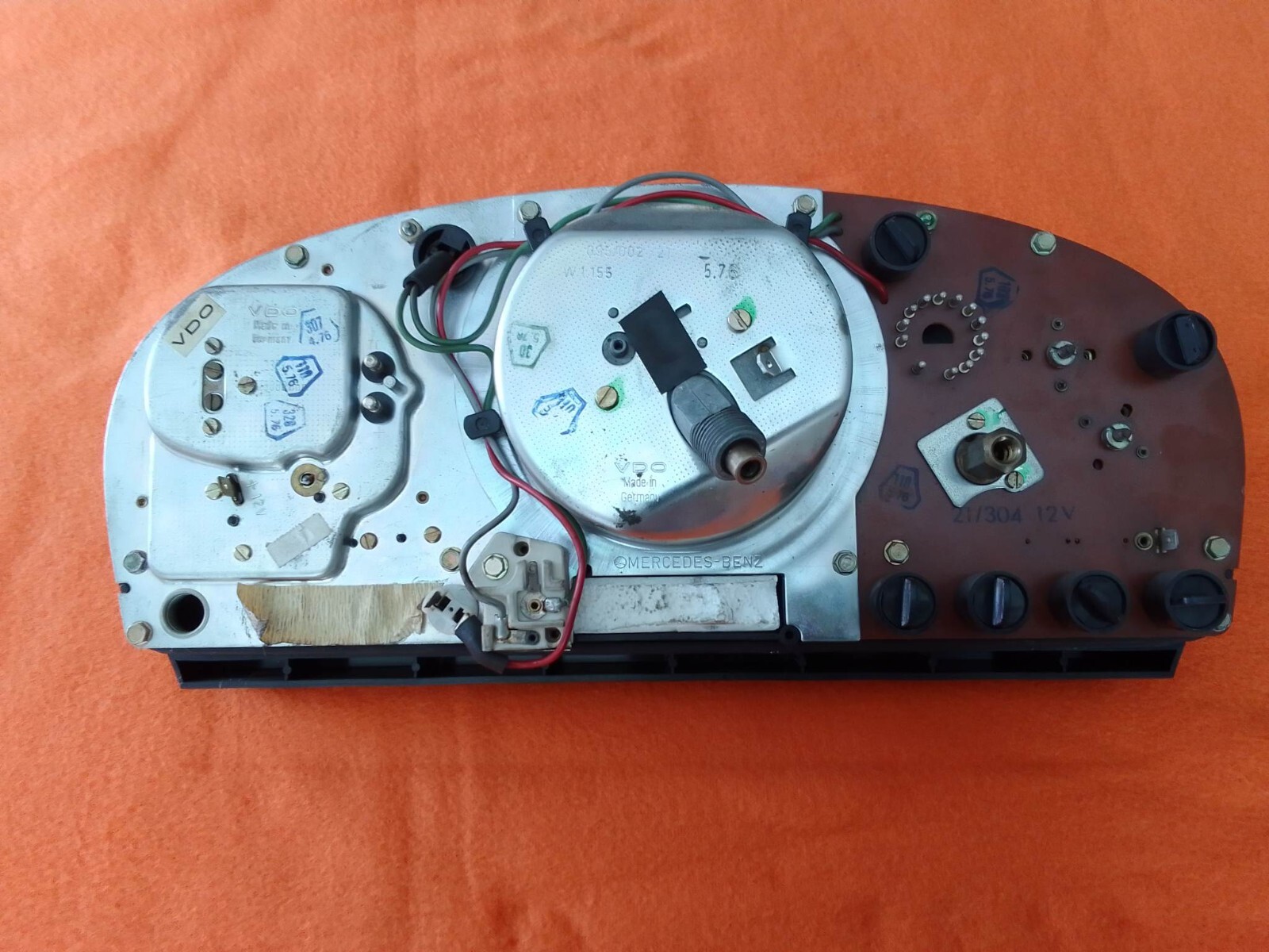 Mercedes W107 sl VDO Kombiinstrument TACHOMETER 8 ZYLINDER 160 MPH | eBay