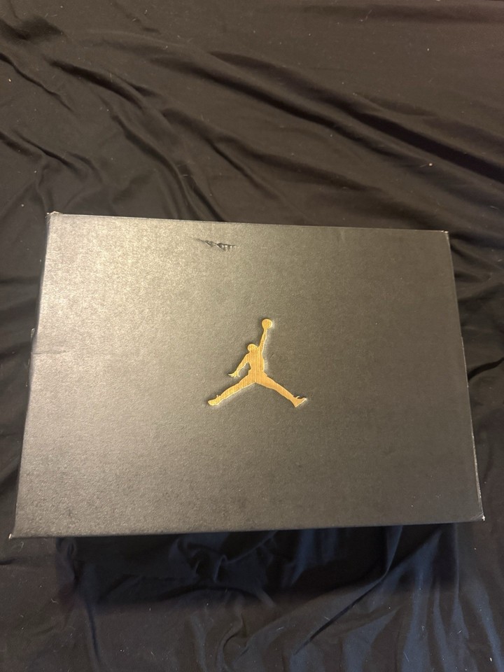 Air Jordan 1 Mid Men’s Shoes Size 11 Red and Black with A-little White ...