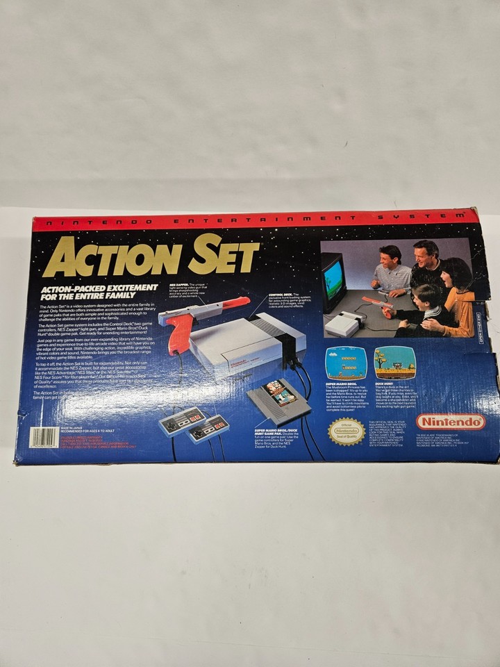 Original Nintendo NES Action Set Console w Box, Zapper, 2 Controllers ...