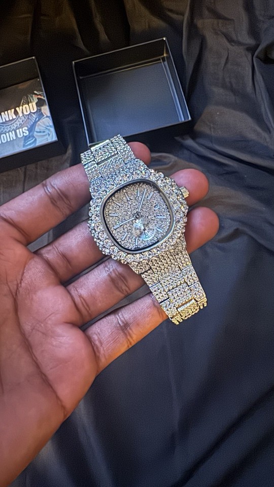 VVS MOISSANITE FULL ICE DATE SPECIAL MINUTE HAND ICED OUT DIAMOND WATCH ...