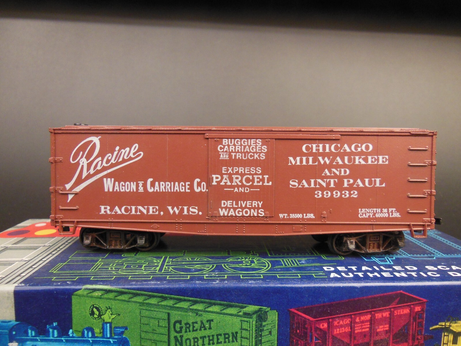HO SCALE ROUNDHOUSE RACINE WAGON BILLBOARD BOX CAR OB | eBay