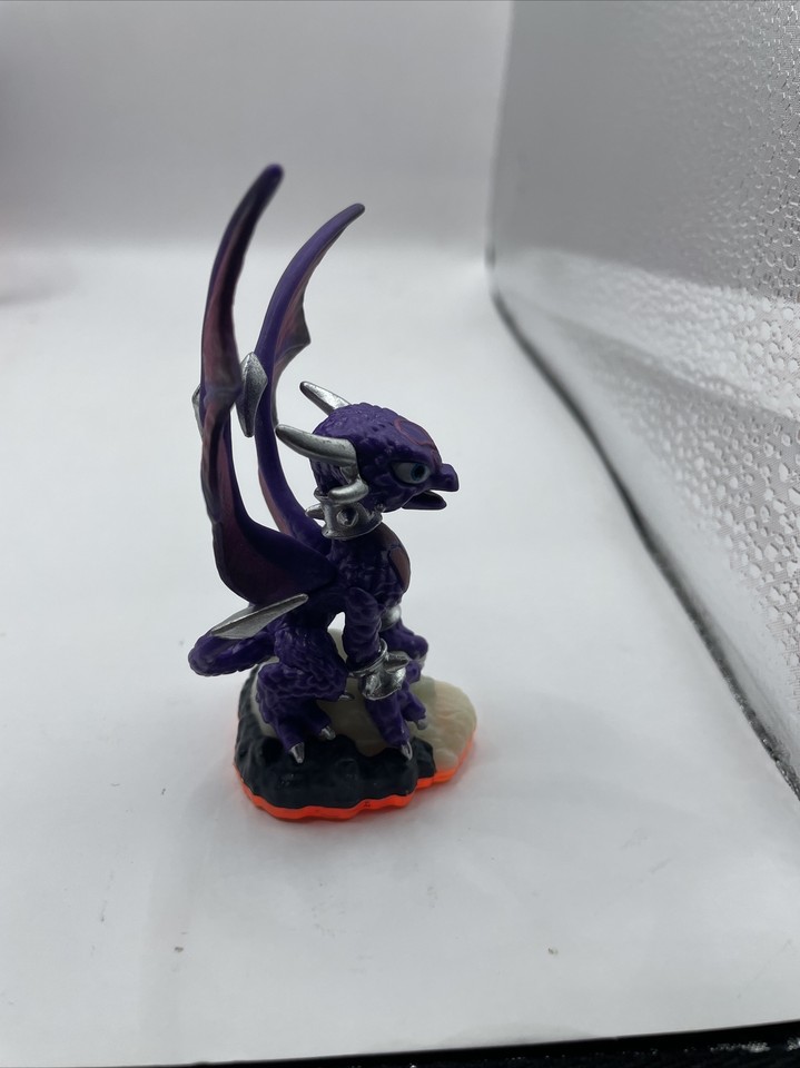 Skylanders Giants Series 2 Cynder Action Figure 85000888 UNDEAD Dragon ...