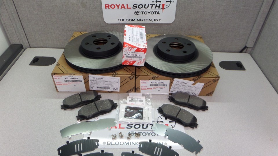 Toyota Corolla Matrix 2009-2013 Front Brake Pad & Front Rotors Set ...