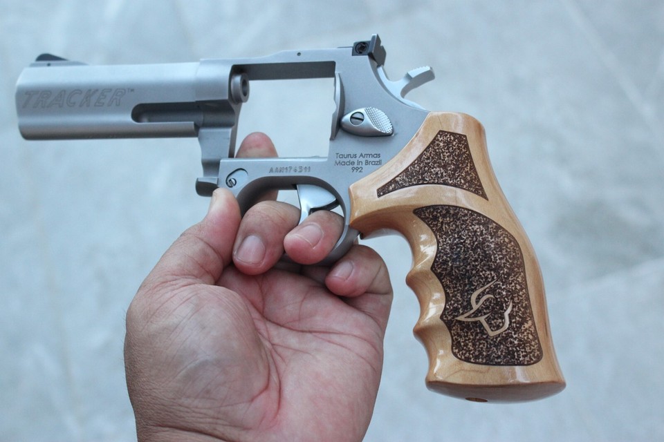 Custom Taurus Tracker 627 Grips for Model 617 692 445 450 817 Maple ...