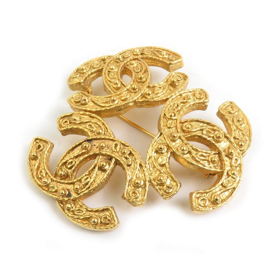 Auth CHANEL Vintage Triple CC Logo Brooch Gold Metal - e61339i | eBay UK