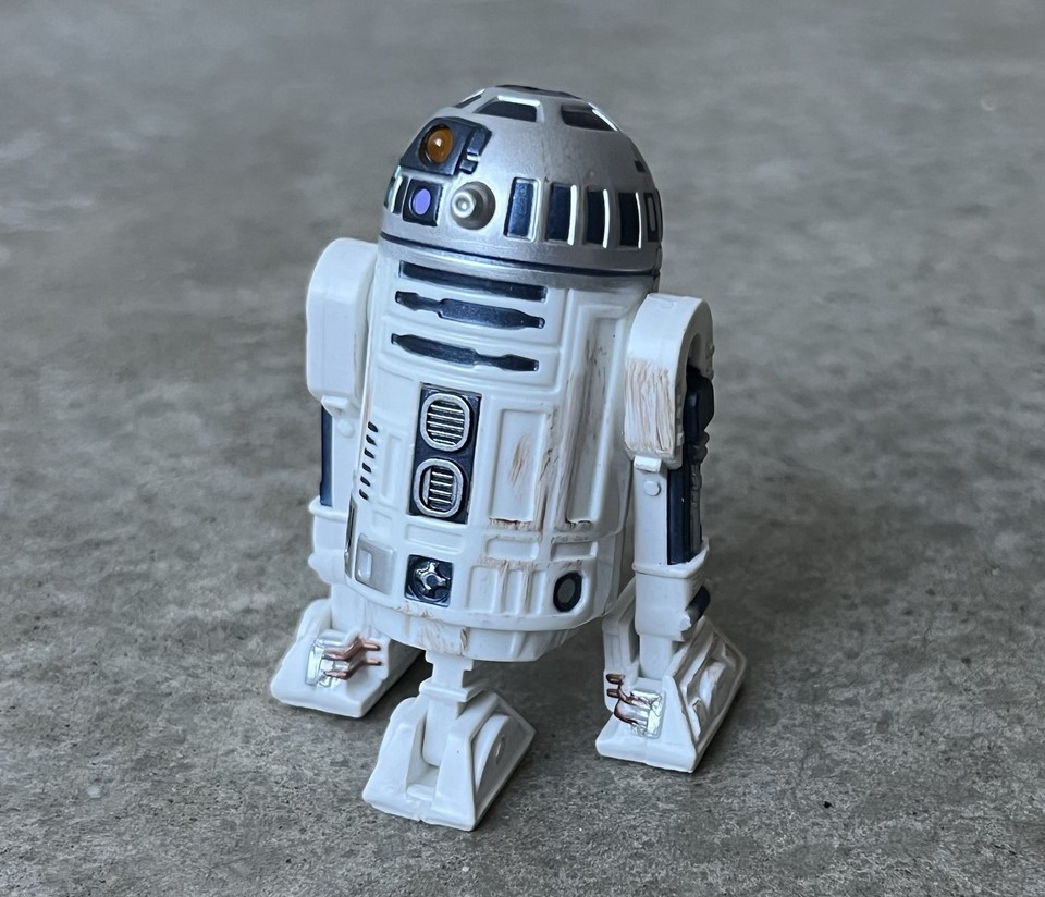 2.5" Vintage 2004 R2-D2 Light & Sound (WORKS) Star Wars Action Figure ...