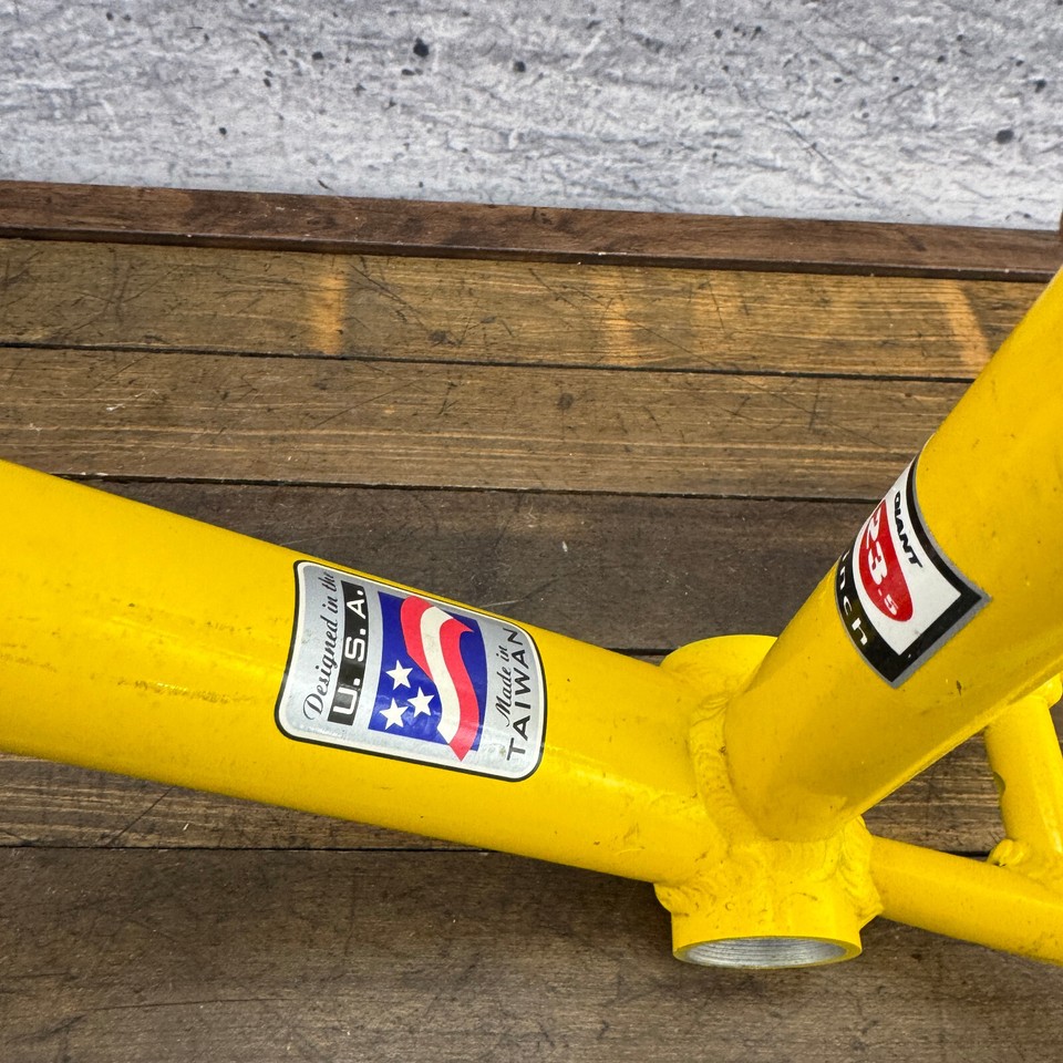 Vintage Giant ATX 890 Frame 23 in John Tomac Mountain 26 Yellow Alloy ...