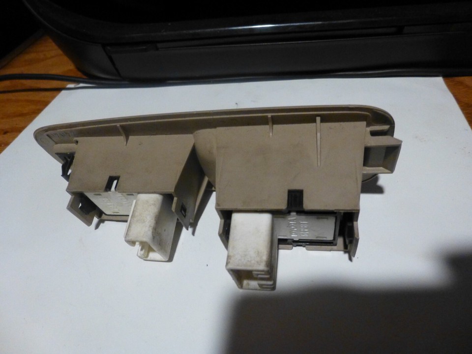 92-96 Lexus SC400/SC300 Passenger Window and Lock Switch in Beige Bezel ...