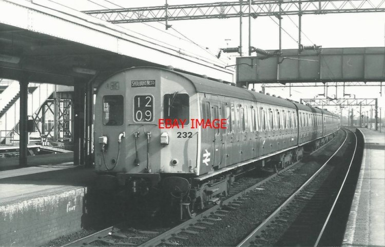 PHOTO BR CLASS 302 EMU NO 232 (LATER NO 302 232) AT UPMINSTER V2 | eBay