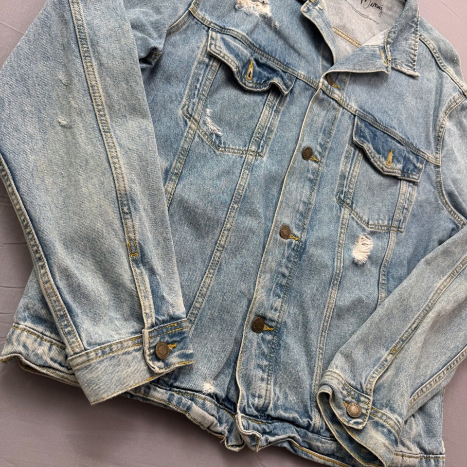 Nicki Minaj H&M Divided Distressed Denim Jacket Light Wash Graphic Back ...