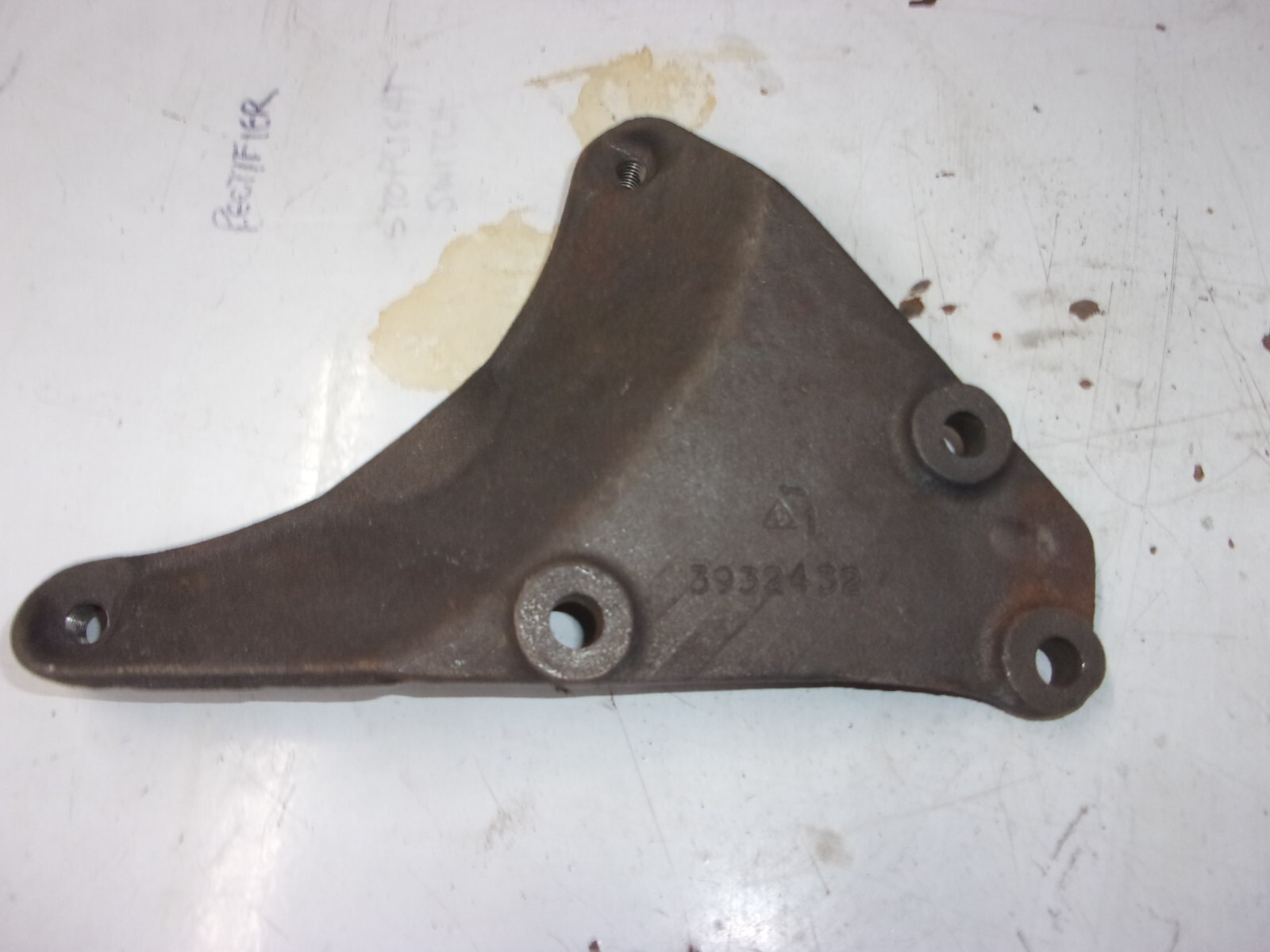 1969-1970 327 350 Small Block Chevy AC Compressor Bracket 3932432 | eBay