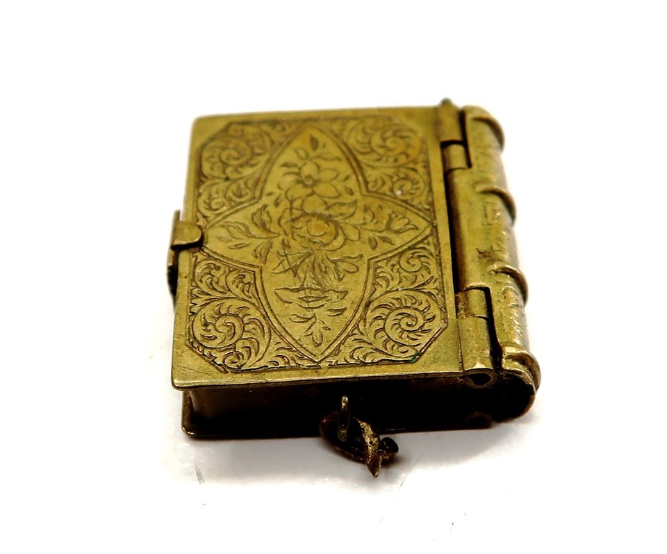 Antique CIVIL WAR Era Locket with Soldiers in Uniform miniature Book ...