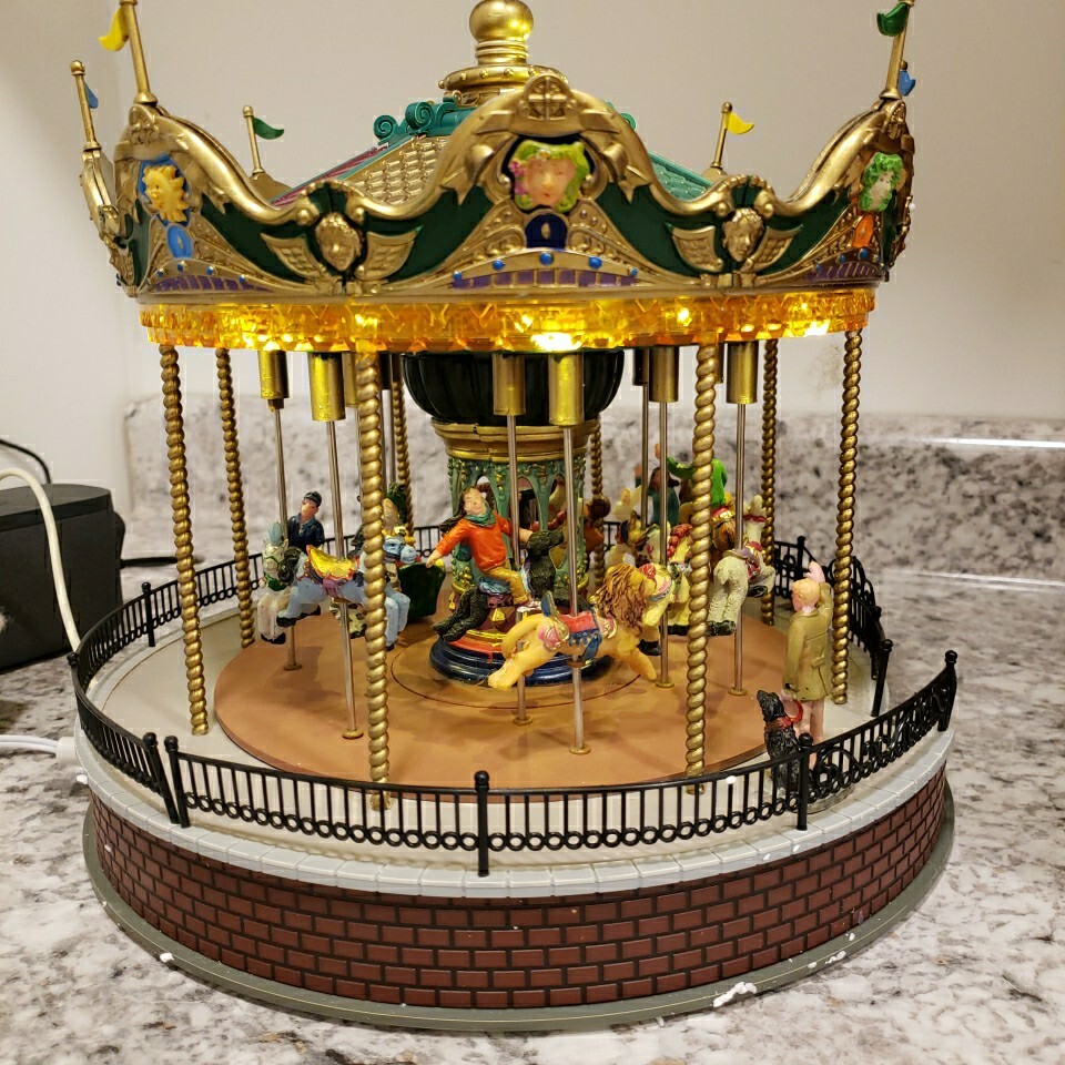 LEMAX 2011 SUNSHINE CAROUSEL LIGHTS SOUNDS ANIMATED MUSICAL CARNIVAL ...