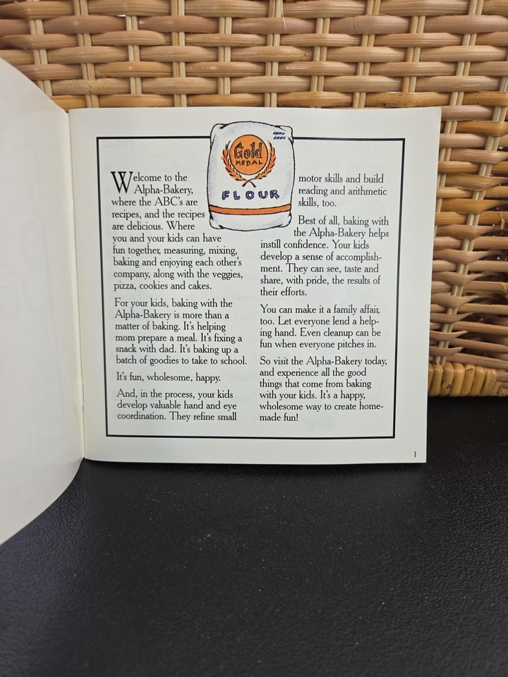 Alpha-Bakery Children's Cookbook Gold Medal Flour ABC Recipes 1987 | eBay