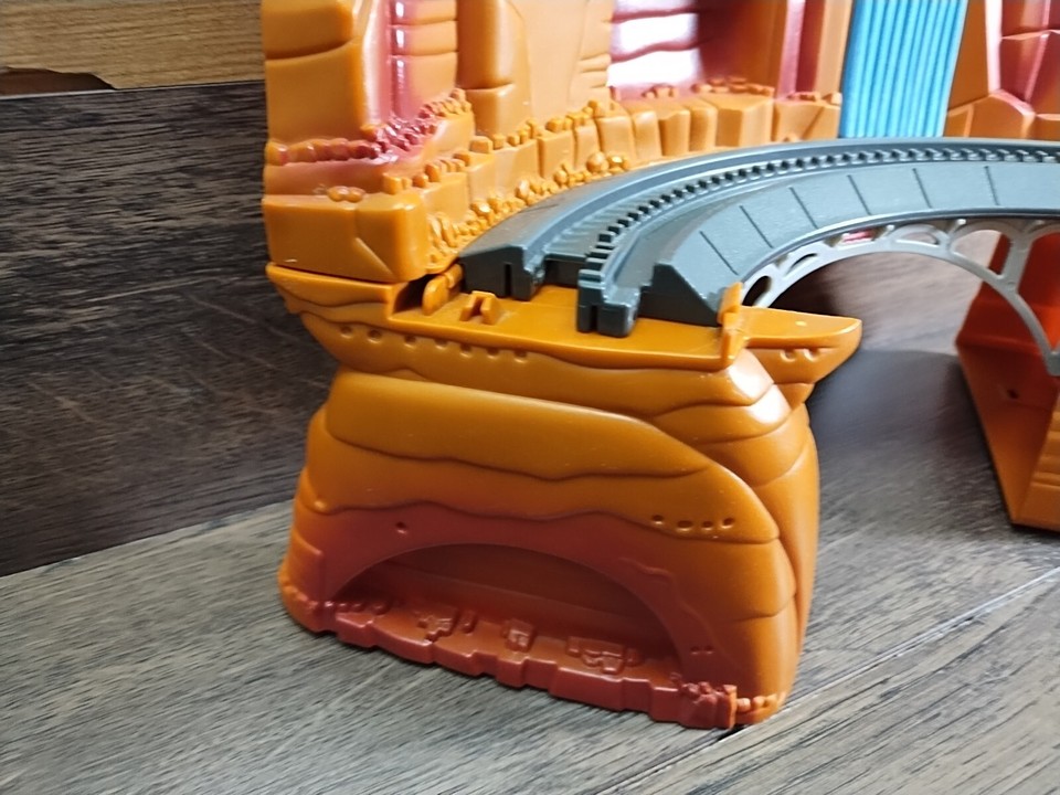 Fisher Price GEOTRAX Disney Pixar Cars Lookout Mountain Radiator ...