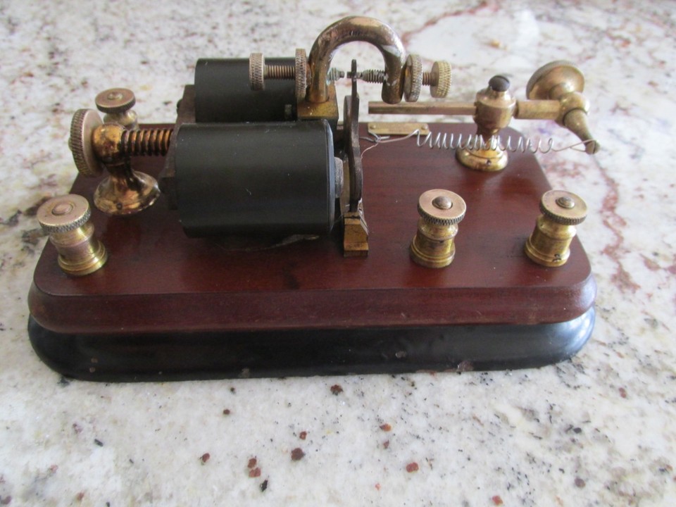 BEAUTIFUL WORKING WESTERN ELECTRIC/TELEGRAPH RELAY SOUNDER | eBay