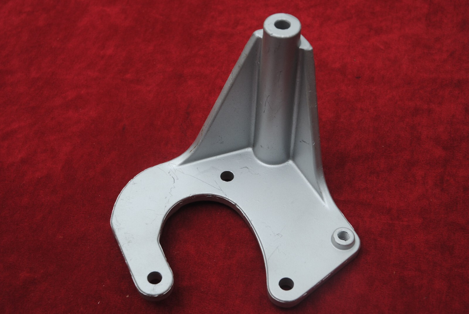 67 68 69 MUSTANG FAIRLANE ORIG FORD P/S PUMP MOUNT BRACKET FLAWLESS ...