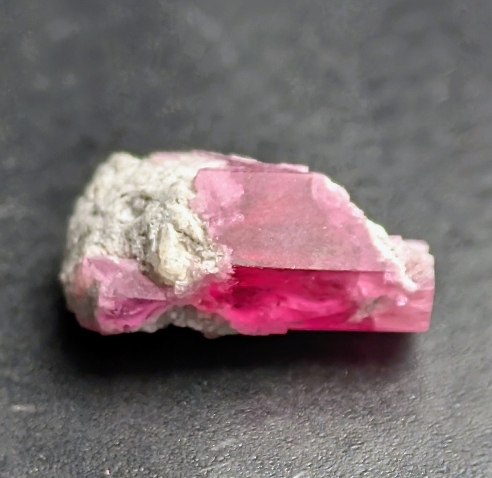 RARE: Red beryl crystal lot. 6 cts/ 3 pcs | eBay