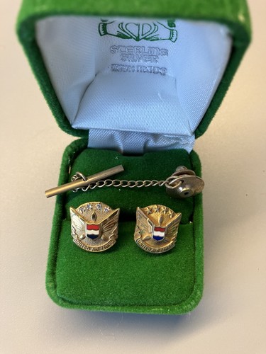United Airlines Company Service Pins - 10k Yellow Gold | eBay