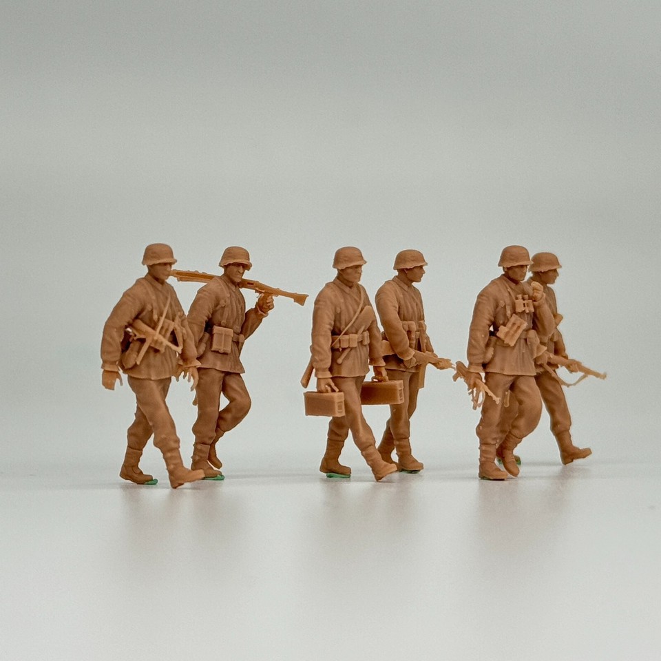 1/72 Scale Resin Model 6 German soldiers Marching Figures Unpainted ...
