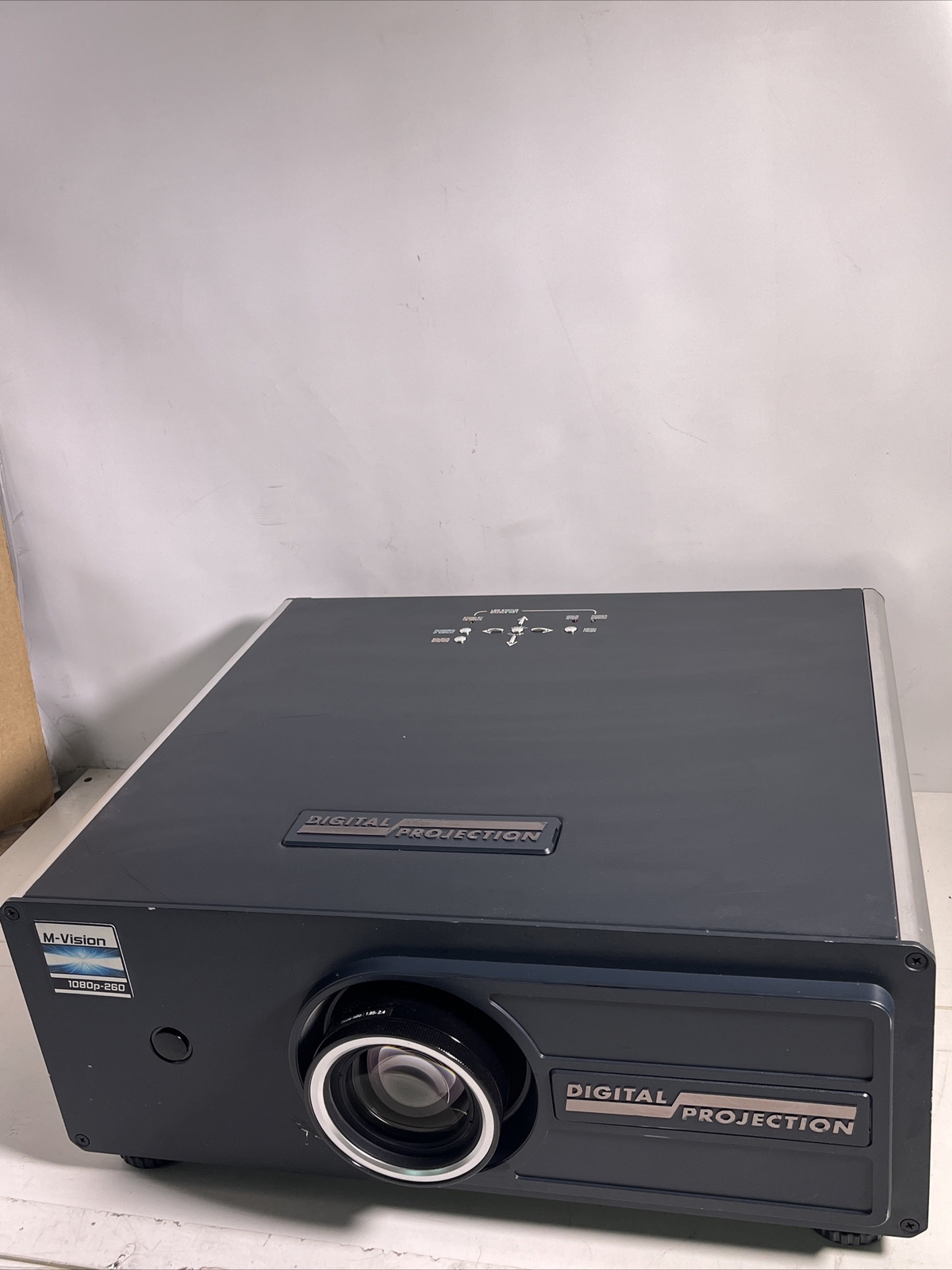 Digital Projection M-Vision 1080p-260 Projector 2,565Hrs (NO REMOTE) | eBay