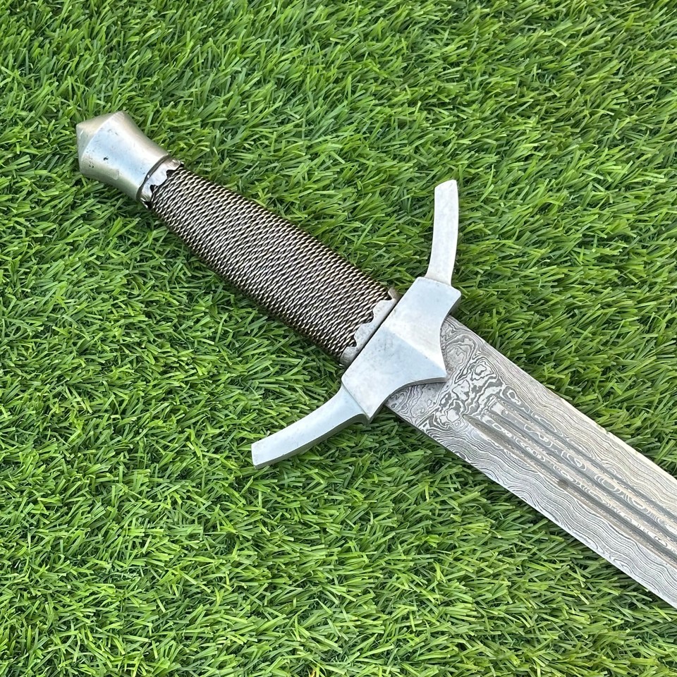 Premium Handmade Damascus Steel Short Sword – Outdoor Battle Ready ...