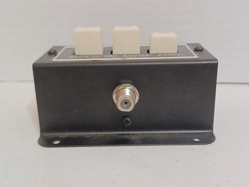 Vintage TV CATV Game VCR Aux Selector Black Metal Mountable 3 Channel ...