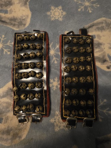 NATIVE AMERICAN INDIAN VTG ANTIQUE CEREMONIAL DANCE LEG ARM BELLS ...