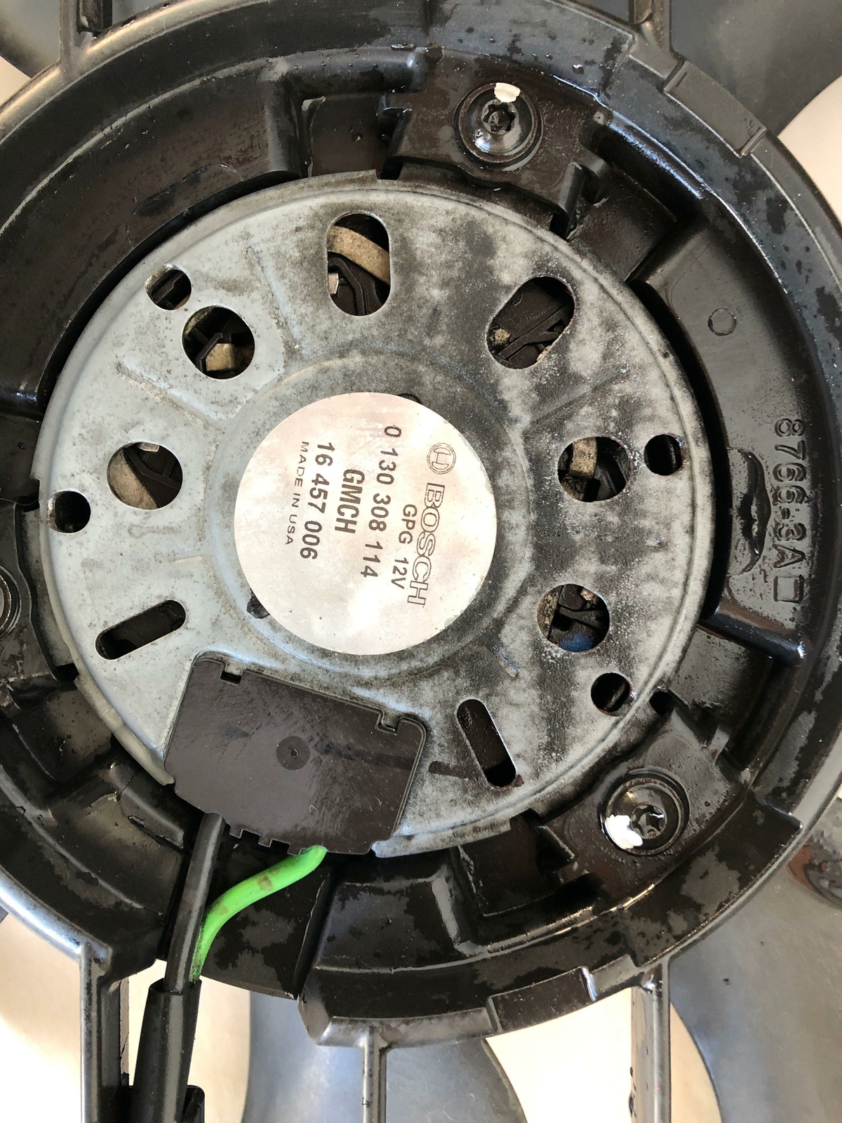 2014 CHEVROLET CRUZE Radiator Fan Shroud Engine Motor Cooling Fan ...