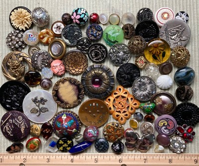 Sewing (Pre-1930) - Antique Sewing Buttons