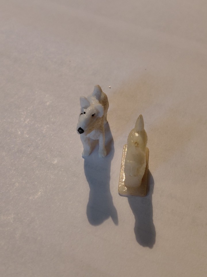 2 plastic Scottish Terrier 'Scotty' dogs 1 inch long. White. | eBay