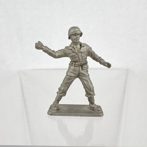 Vintage Cast Metal Toy Soldier Throwing Grenade Army Man Figure | eBay