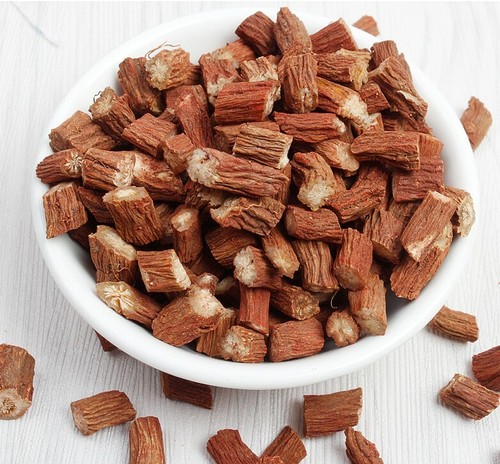 Chinese medicine herbal Red Sage Dan Shen Root (Salvia miltiorrhiza ...