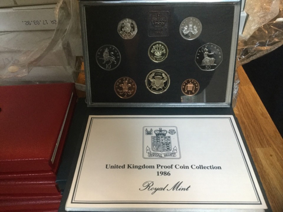 U.K . PROOF COIN SETS FROM THE BRITISH ROYAL MINT 1983-1999 COLLECTOR ...