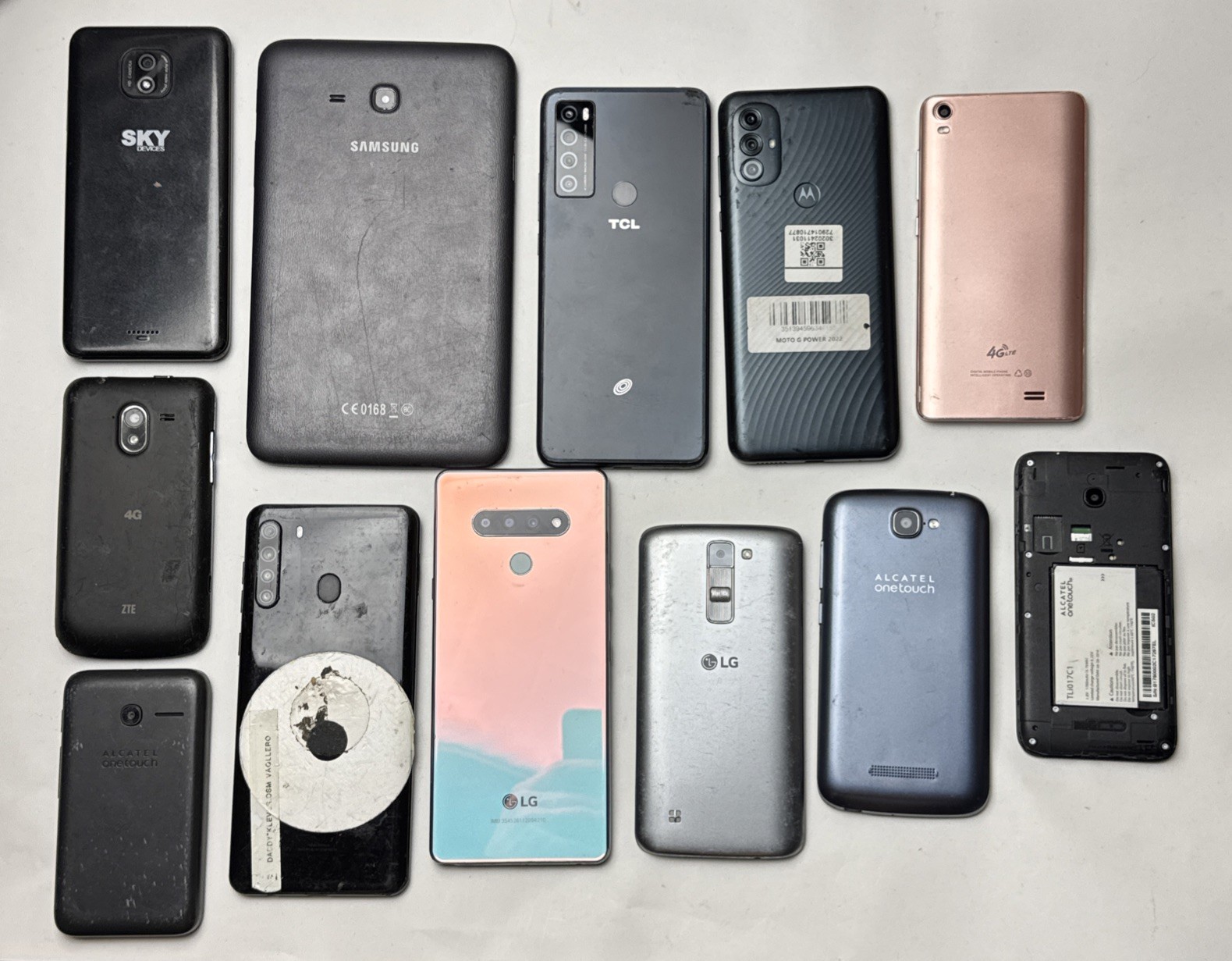 Lot Of (12) Mixed Cell Phones & Tablets UNTESTED For Scrap Works ...