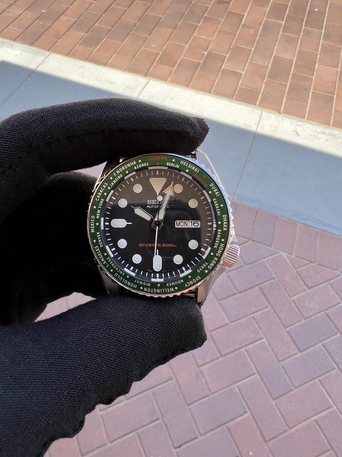 SKX007/SRPD Flat Bezel Insert - Green/Red/Silver - World Time - CT6110 ...