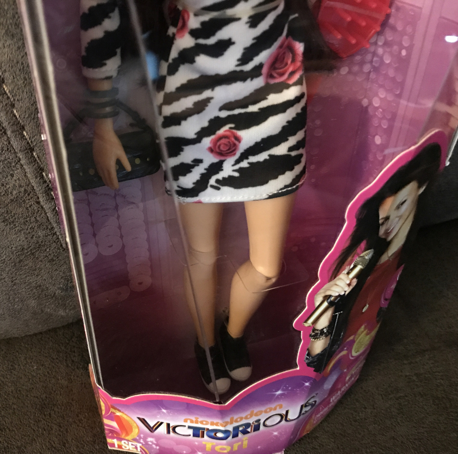 Nickelodeon Victorious Doll Tori : 2011 Viacom, Zebra Print Rose Dress ...