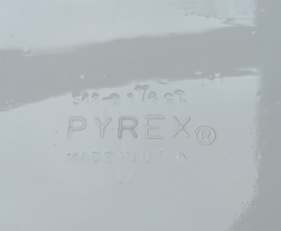 PYREX Vintage Pink Daisy Casserole Dish Space Saver 1-1/4 Qt 548-B | eBay