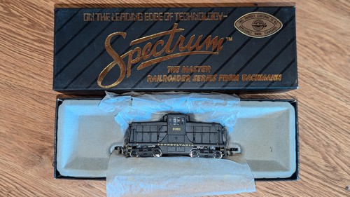 BACHMANN SPECTRUM 41-0805-14 PENNSYLVANIA GE 44 TON SWITCHER LOCOMOTIVE ...