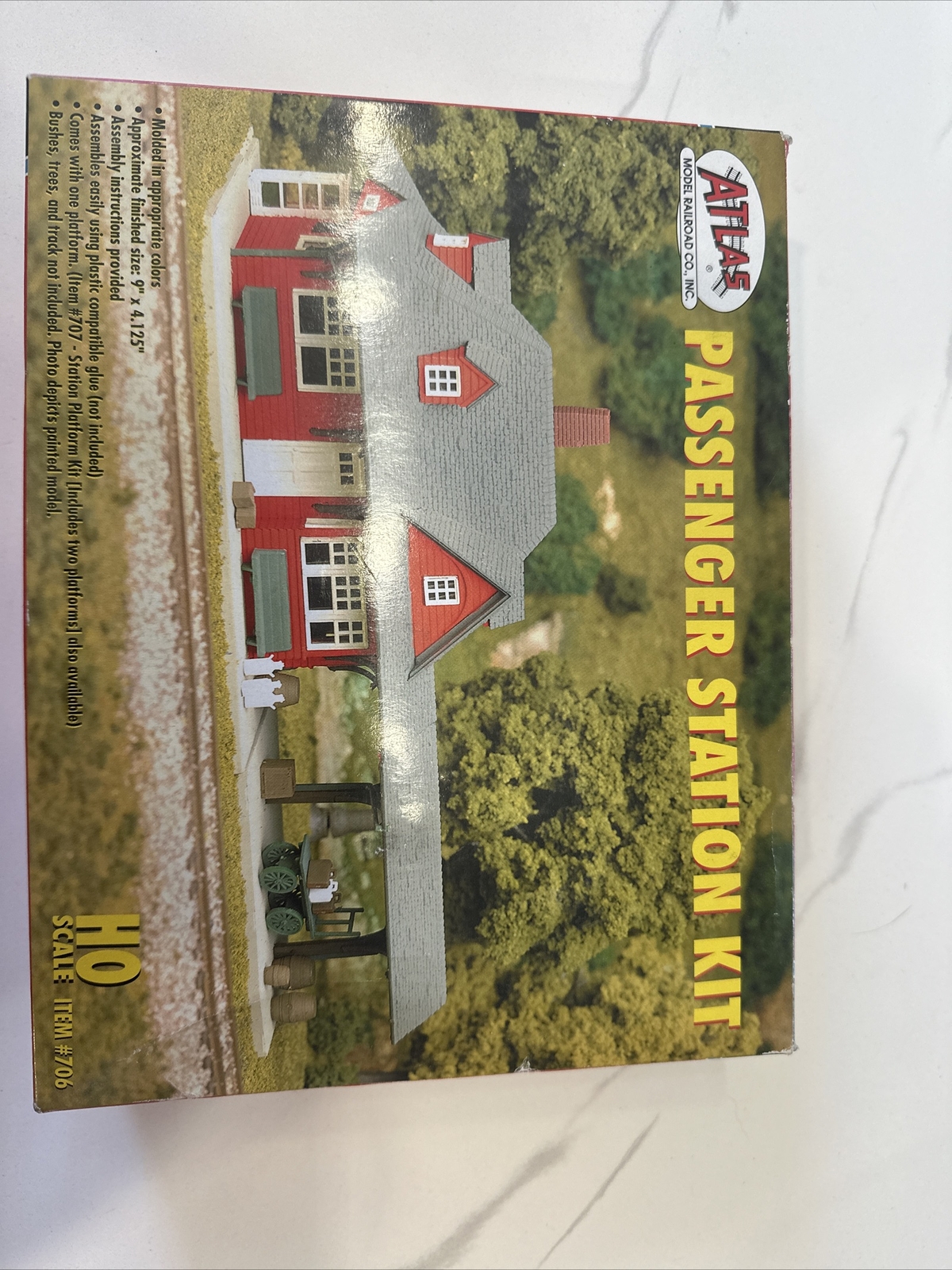 Atlas HO Passenger Station Kit 4-1/8 x 9in 10.3 x 22.5cm #706 Read ...