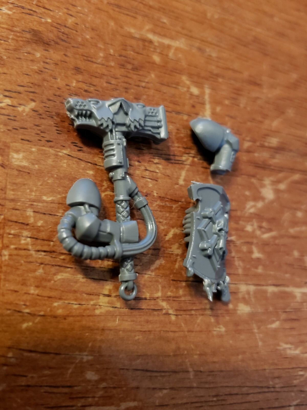 Warhammer 40k Space Wolves Bits Wolf Guard Thunder Hammer & Storm ...