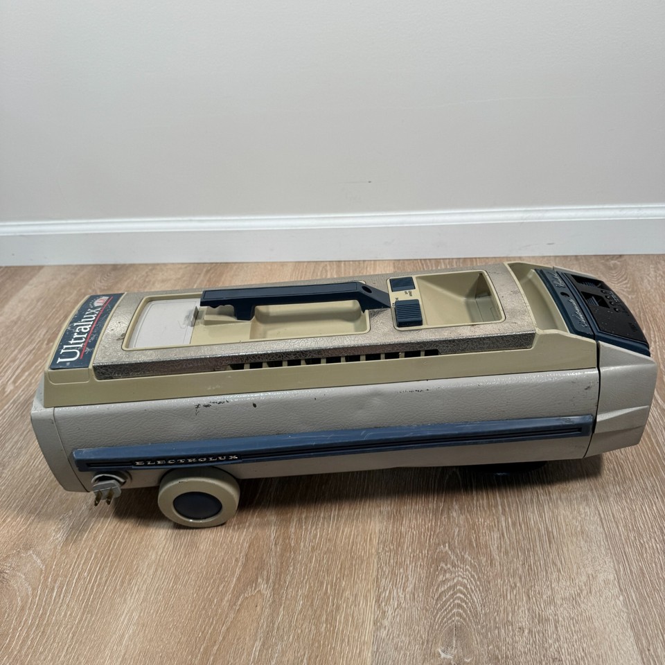 Electrolux Ultralux LX 1521 Canister Vacuum BUNDLE Power Nozzle + Tools ...