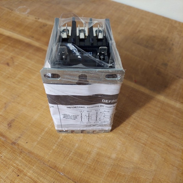Eaton C25DNF340 Definite Purpose Contactors 3 Pole 40 Amps 24v Coil for ...