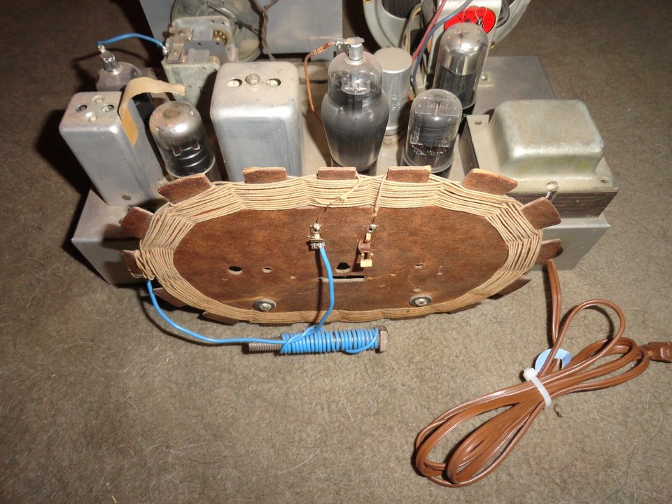 VINTAGE FERGUSON 382U AM TUBE RADIO CHASSIS (WORKING) | eBay