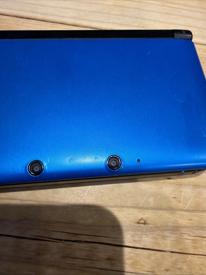 Nintendo 3DS XL Metallic Blue With Games (Tested And Working But No ...