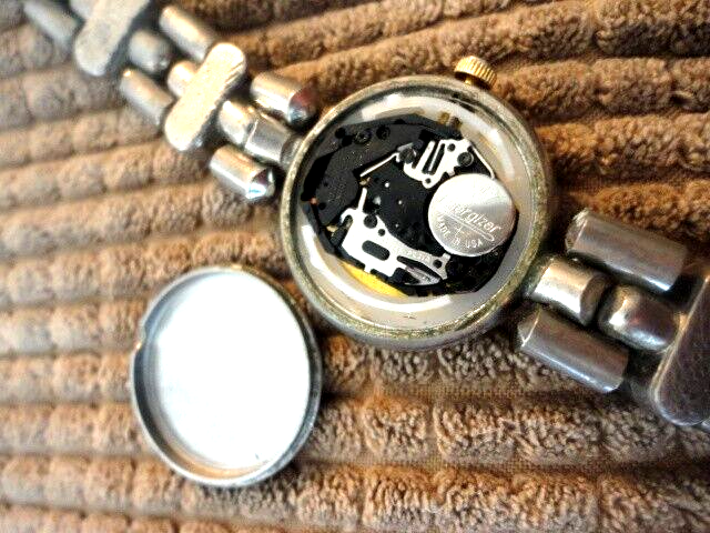 Shannon Ladies Wrist Watch Gold/Silver Tone Quartz Battery Opt Vintage ...